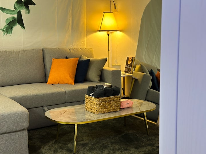 [Open Sale] Sinnonhyeon Stn 1min Walk/2br + Living - Seoul