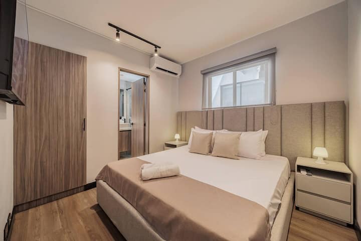 Laureles Getaway / Near Metro & Coffee - Medellín