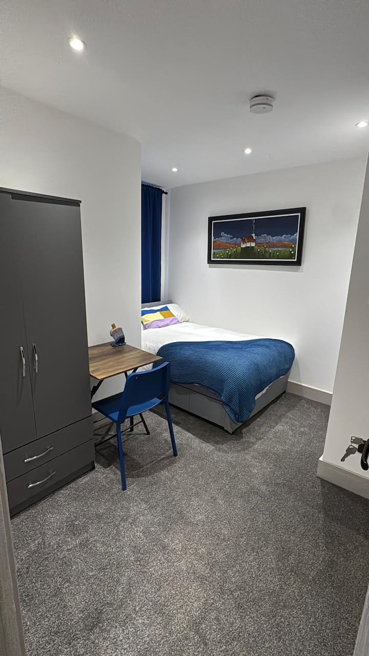 5-bed All Ensuite, Discounts For Long Stays. - 查塔姆