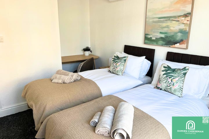 2 Bed Apartment| Sleeps Up To 5| Ground Floor - ブラックプール
