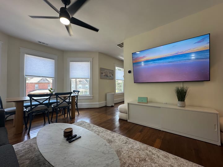 Golf Cart Included! Pet Friendly - Cape Charles, VA