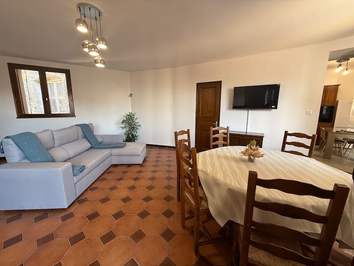 Coup De Cœur 110m² + Terrasse En Centre-ville - Embrun