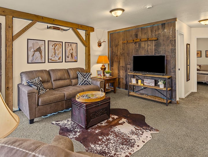 The Electric Cowboy 2brmidterm Historytrainstrails - Fontana, KS