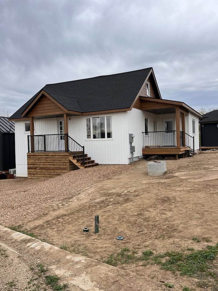 Kenosee Lake Farm House  Cottage - Saskatchewan