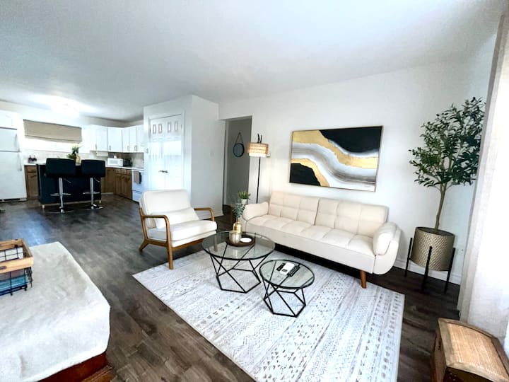 Ysj Short Stays - Cozy 2brd W/ Private Patio - Saint John