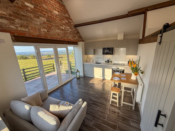 Unique Barn Conversion Nr Alton Towers & Foxtails - Leek