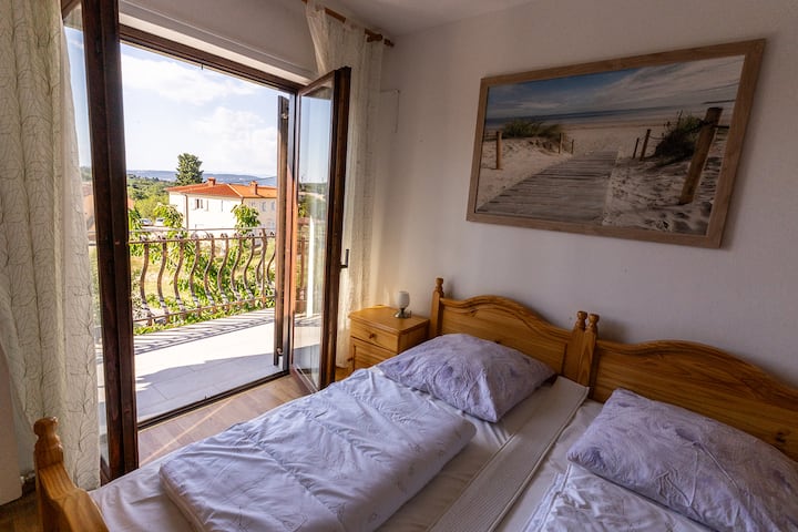 Apartment With Private Terrace And Parking (6+1) - Koper