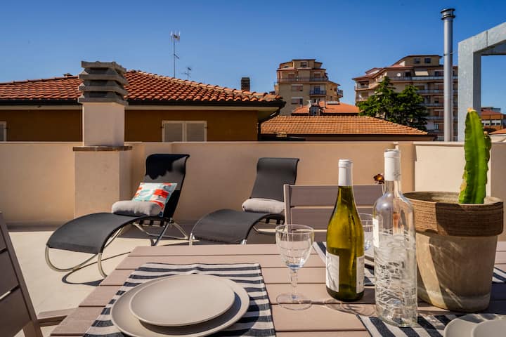 Attico Con Stile · Relax, Wi‑fi E Parcheggio - Civitanova Marche