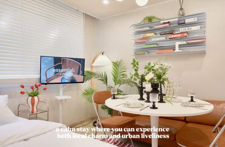 합법숙소#성수#편의점2분#공항버스2분#케데헌#서울숲#성형#압구정 - Seoul