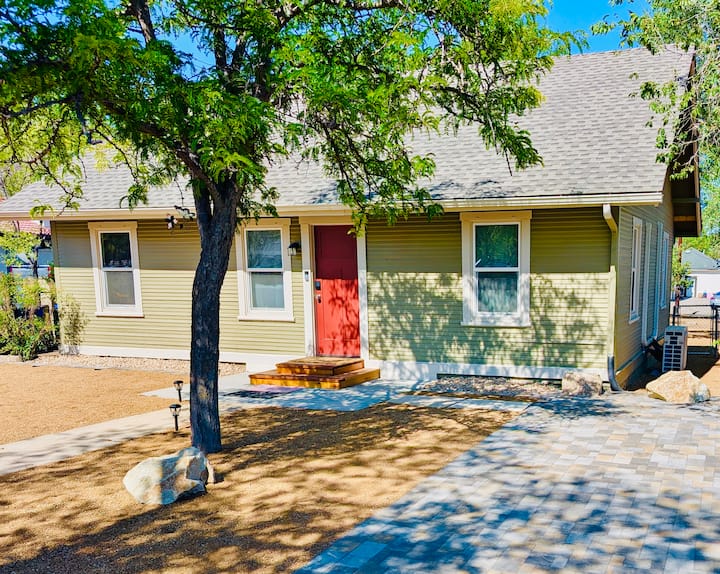 Charming Prescott Cottage – Special Intro Rate - Prescott, AZ
