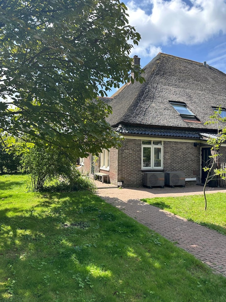 Idyllisch Verblijf Met Eigen Tuin - Aalsmeer