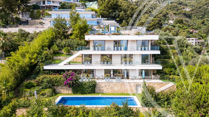 Roquebrune Villa With Sea View On Monaco - Cap-d'Ail