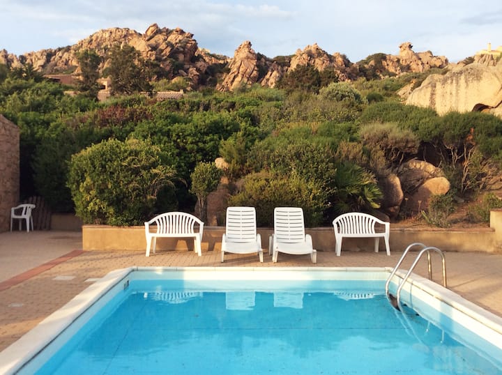 Charming Villa With Garden And Pool - Costa Paradiso