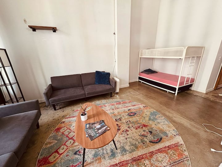 The Downtown Gallery Loft - Memphis, TN
