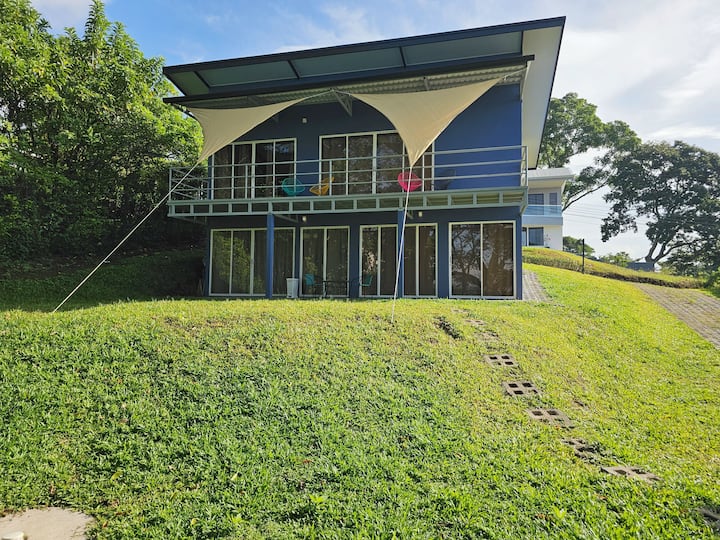 Welcome To Your Cozy Costa Rican Escape! - 