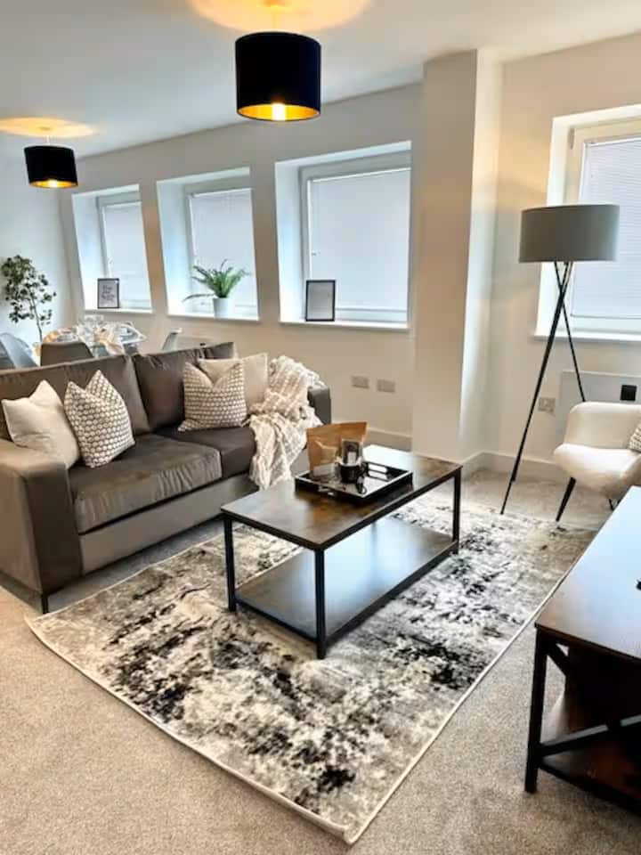 Copper Suite | 2bed | Elegant | Contractors - Formby