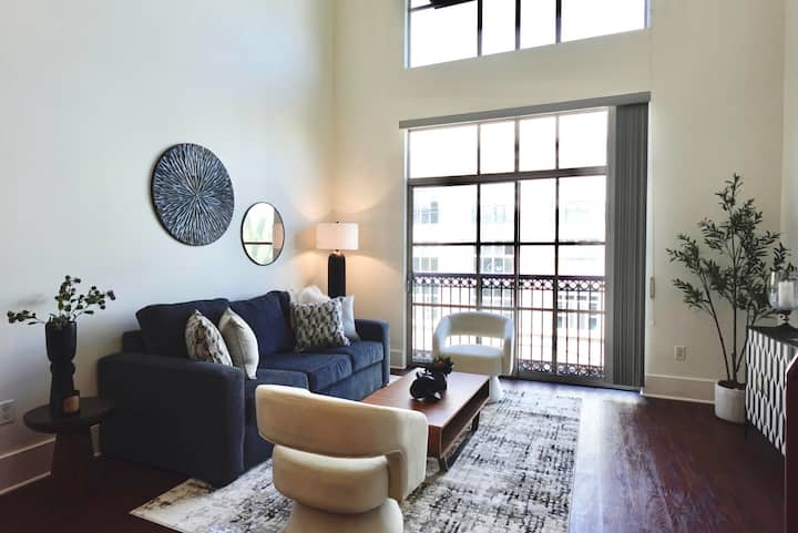 Stylish Santana Row Loft - San Jose, CA
