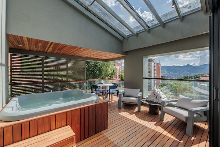 Great Studio - Medellin, Antioquia, Colombia