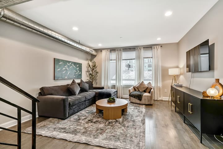 Comfy 4bed/5bath Duplex W/2 Car Parking + Roofdeck - Philadelphie, PA