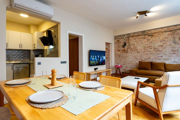 Cihangir Merkezi Konumda şıK Daire - Istanbul