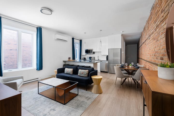 Sophisticated Stay - Chic 2br In Mile End/plateau - Laval