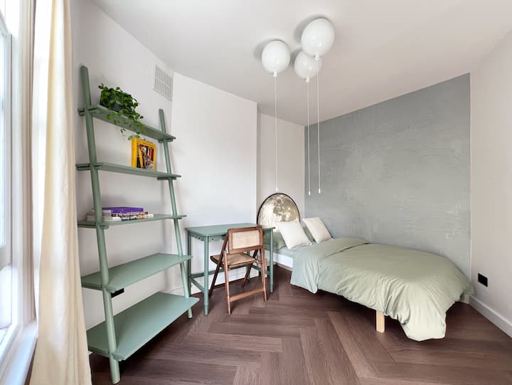 A Cozy Double Room In A Central London - Central London