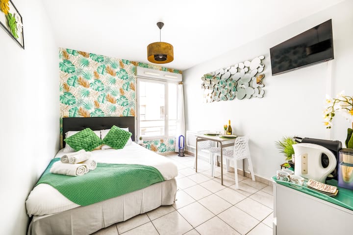 Bngo | Le Cosy Part-dieu | 2pers - Décines-Charpieu