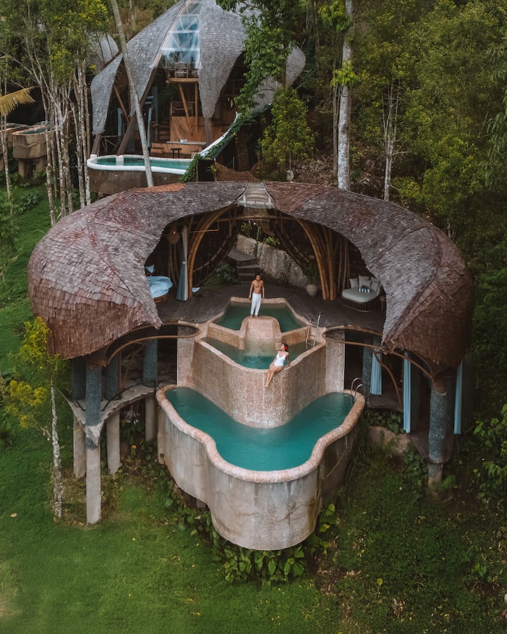 Veluvana Mountain - Bull House - Sidemen