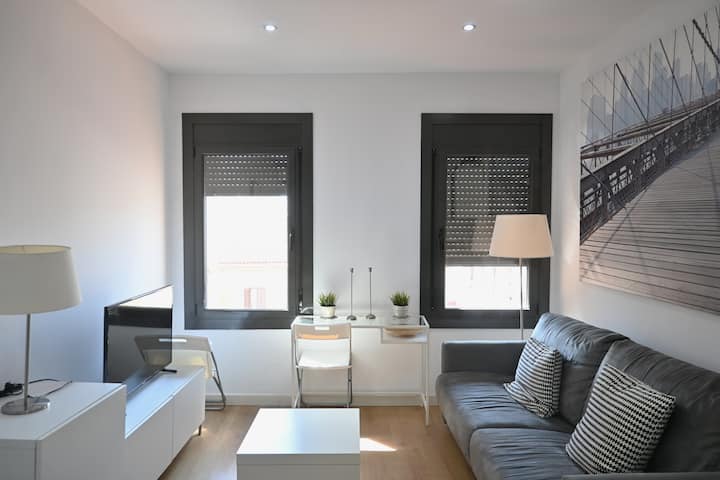 Homenfun Barcelona Ciutat Vella Viii - Barcelona