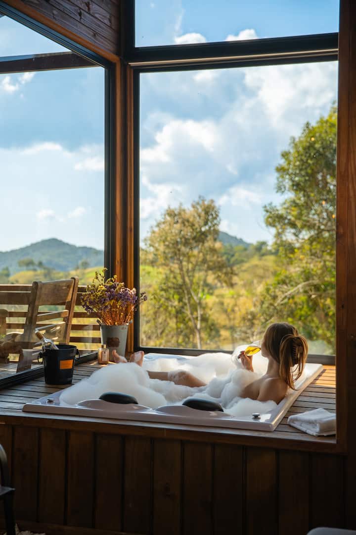 Refúgio De Luxo C/ Jacuzzi,lareira E Churrasqueira - Águas Mornas