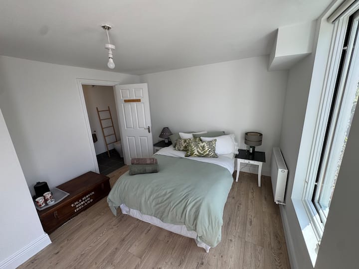 Ballymore Retreat~garden Room 2 - Blessington