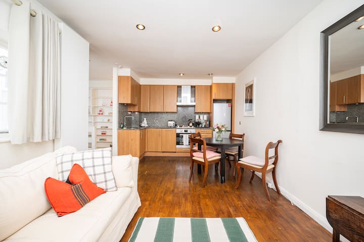 Fitzrovia Duplex|patio, Park|tube Stations Nearby - London, UK