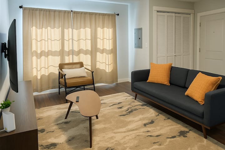 Cozy 2br Apartment | Amazing Location - Evanston