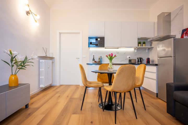 * Suite Premium* Metro Sotto Casa - Turin