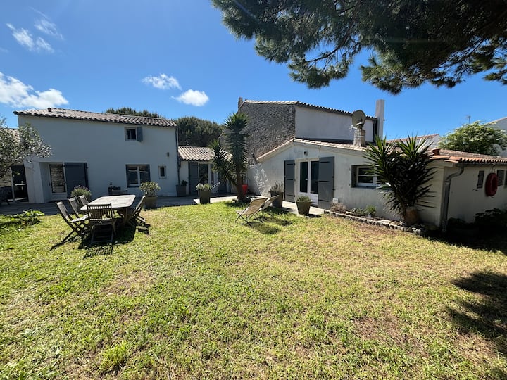 A Quelques Mètres De La Plage De La Conche - Saint-Clément-des-Baleines