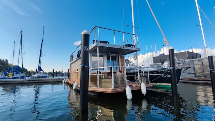 ÖKo Budget Hausboot Mondschein - Stralsund