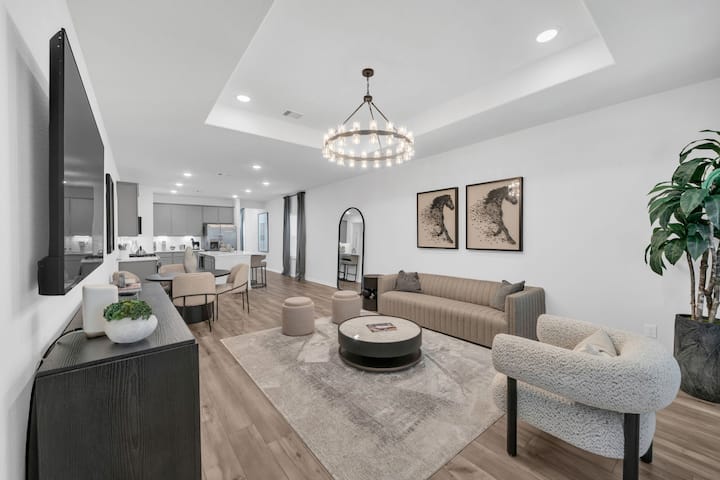 The Dovi Collection | Sweet Cherry Retreat - The Woodlands, TX