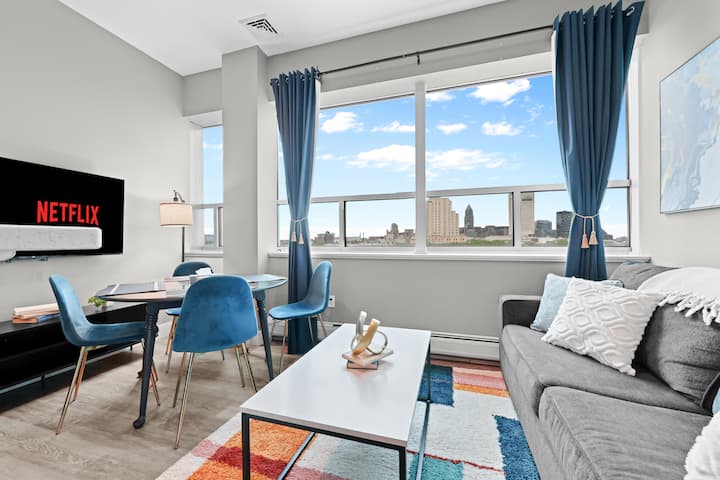 1br • City View • Queen + Sofabed • 2 Tvs • Casino - Cleveland