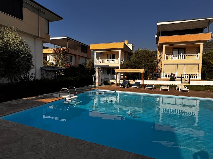 Luxury 3br Villa With Pool&garden In Akbük - Akbük