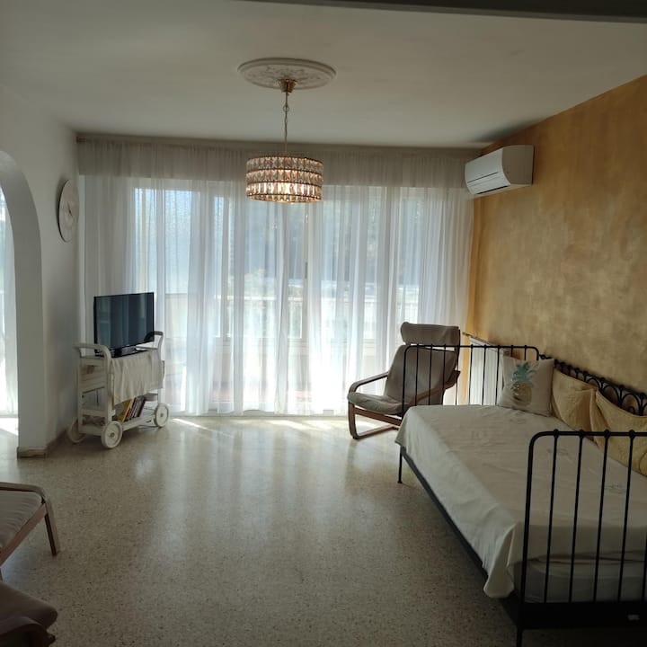 Toulon - Lumineux, Spacieux, Parking, Commodités - Toulon