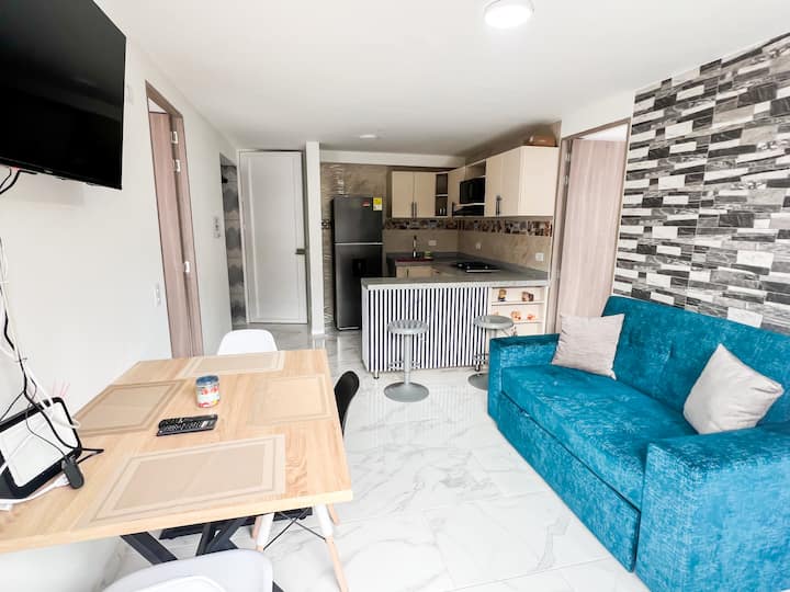 Tu Apto Ideal: Moderno, A/a + Balcón + 2 Hab -