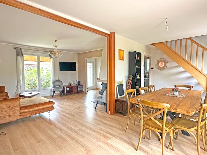 Maison Spacieuse-3 Chambres-jardin-parking Privé - Melun