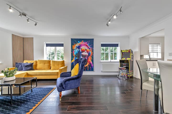 Luxury Apartment~free Parking~central Location - Luton