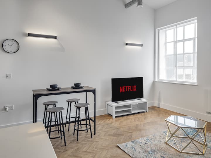 Bright & Cozy In Chelmsford - 切爾姆斯福德