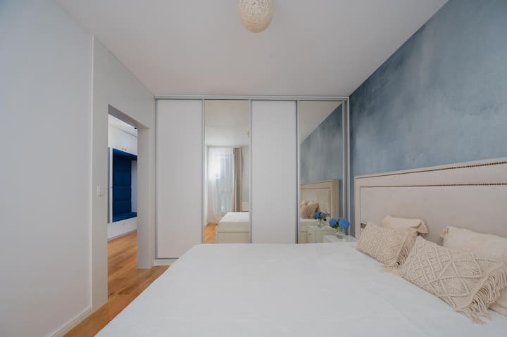Modern Apartment With Garage Parking – Zabłocie - Cracovia