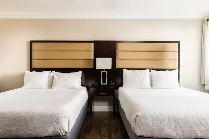 2 Beds Up To 4 Ppl & Breakfast - Lompoc, CA