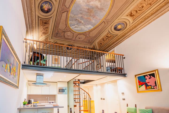 Demeure D'exception Avec Fresques • Centre - Turin