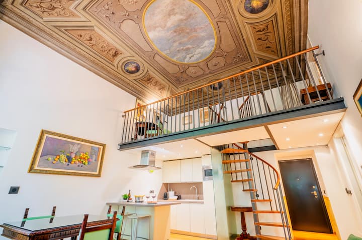 Demeure D'exception Avec Fresques • Centre - Turin