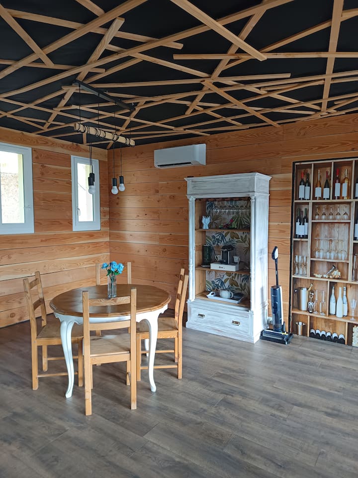 Grand Appartement Avec Belle Vue - Uzerche