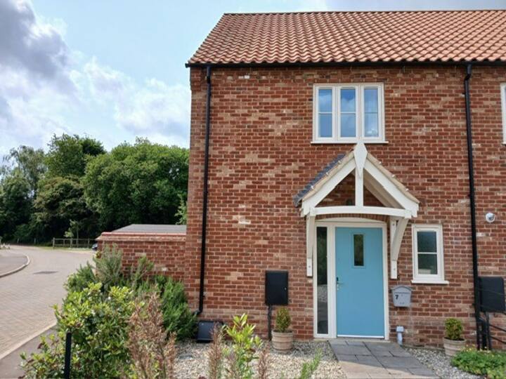 Peaceful Village Home - Cosy & Spacious - Blakeney